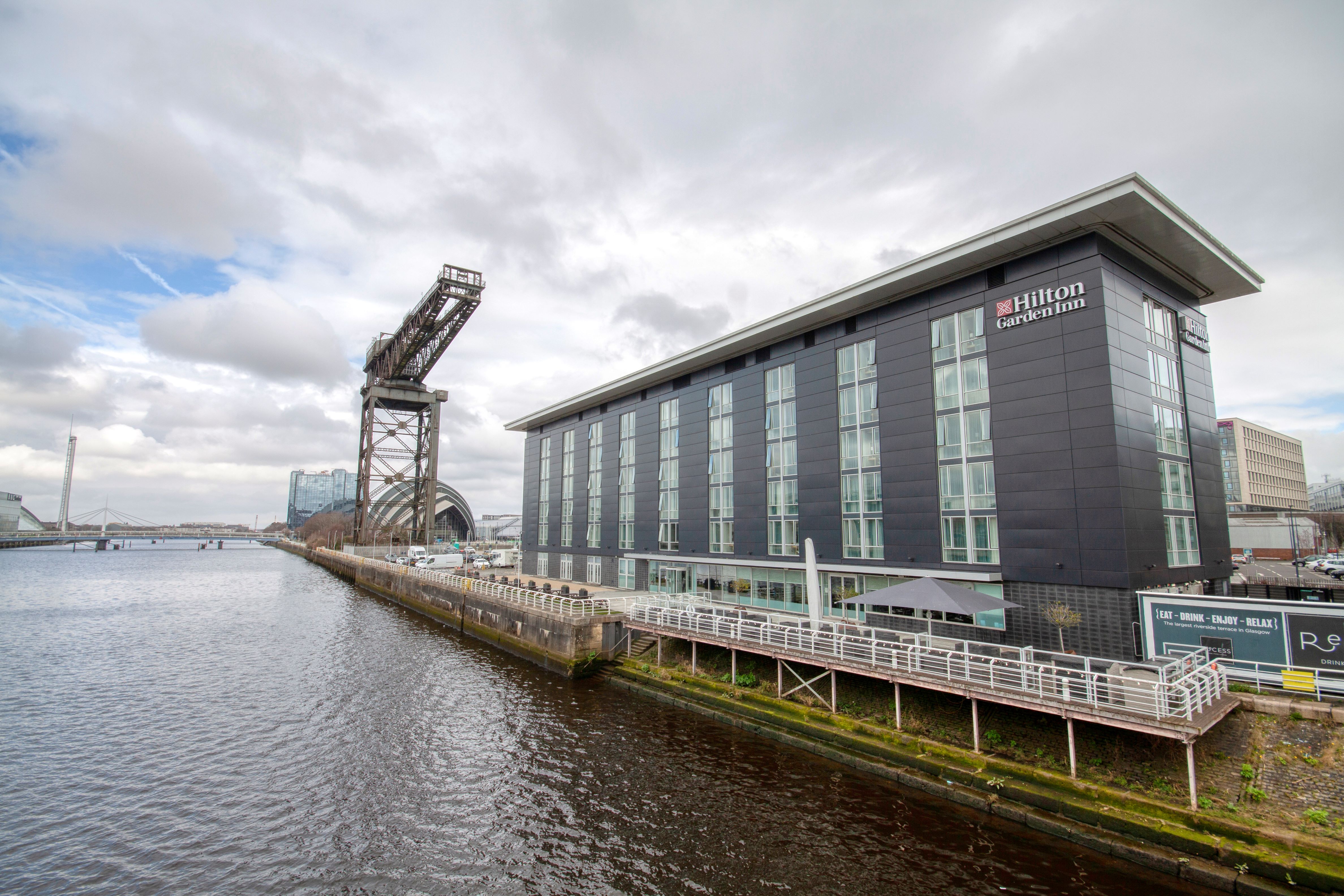 Redpath Construction | Hilton Garden Inn Cladding Replacement